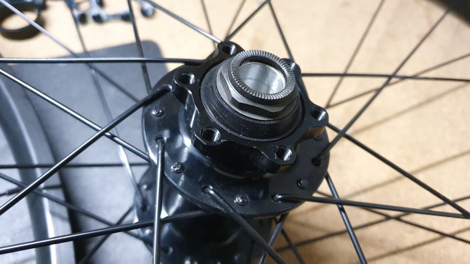 Trek / Alex MD35 27.5 kotači, Boost 110/141, NOVO