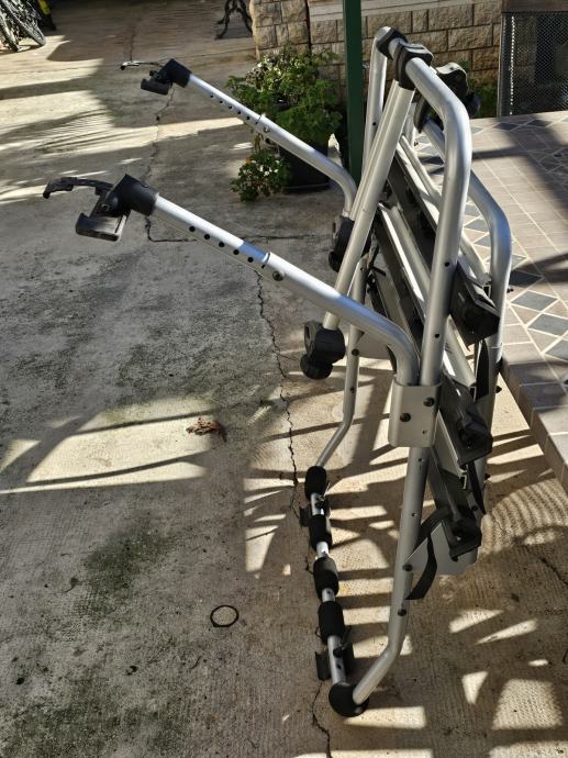 Thule Backpack 973 nosač bicikla za stražnja vrata automobila