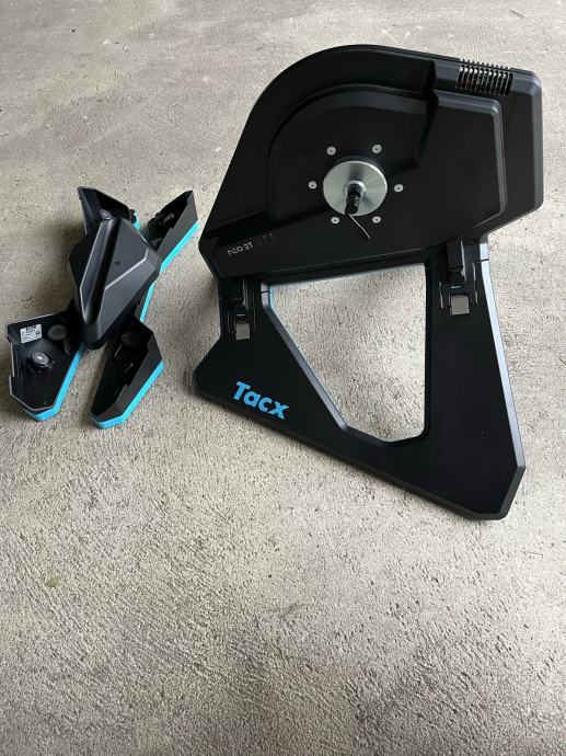 Trenažer TACX NEO 2T + Neo Motion Plates