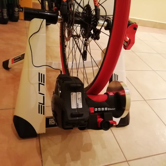 Vanjska guma za trenažer - Vittoria 29X1.35 (sa zračnicom)