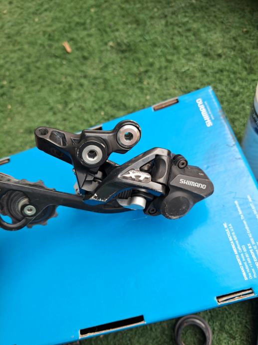 SHIMANO XT 2X10 GRUPA...SA SRAM LEVEL TL KOČNICAMA