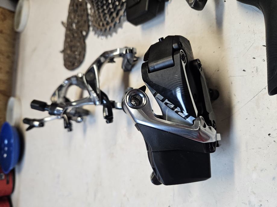 Sram Red AXS 12 brzinska rim brake grupa!
