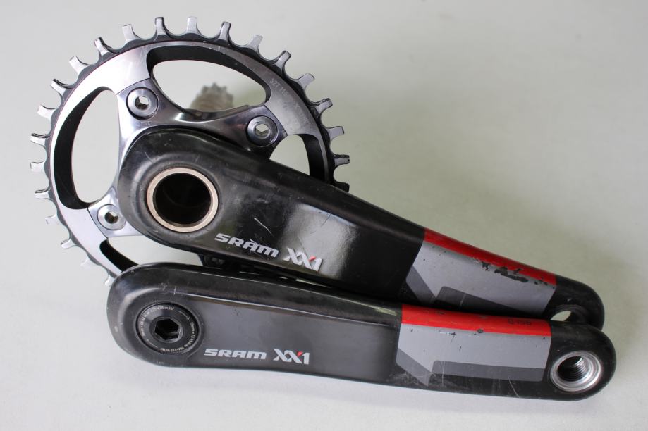 Sram XX1 X-SYNC carbon pogon 1x11 (32T)