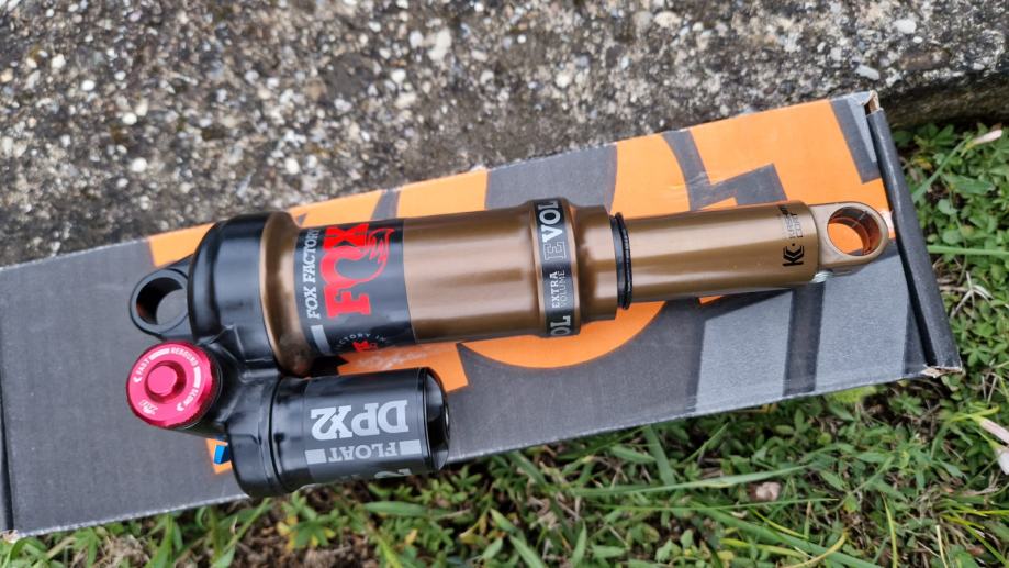 Fox dpx2 factory 210x55 shock