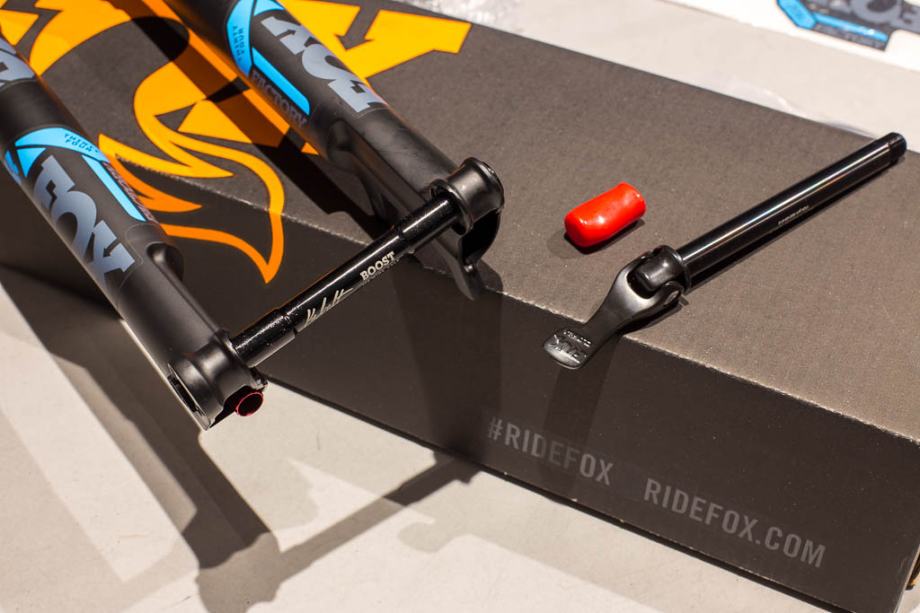 Vilica 29 120mm FOX 34 Step-Cast Float FIT4 Remote Factory