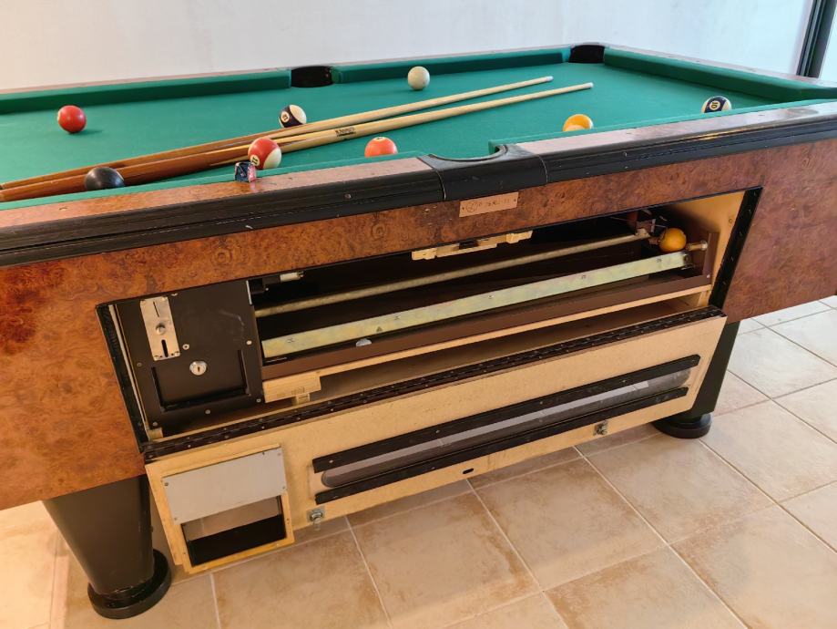 Biljar Leonhart 6 sa biljarskom lampom