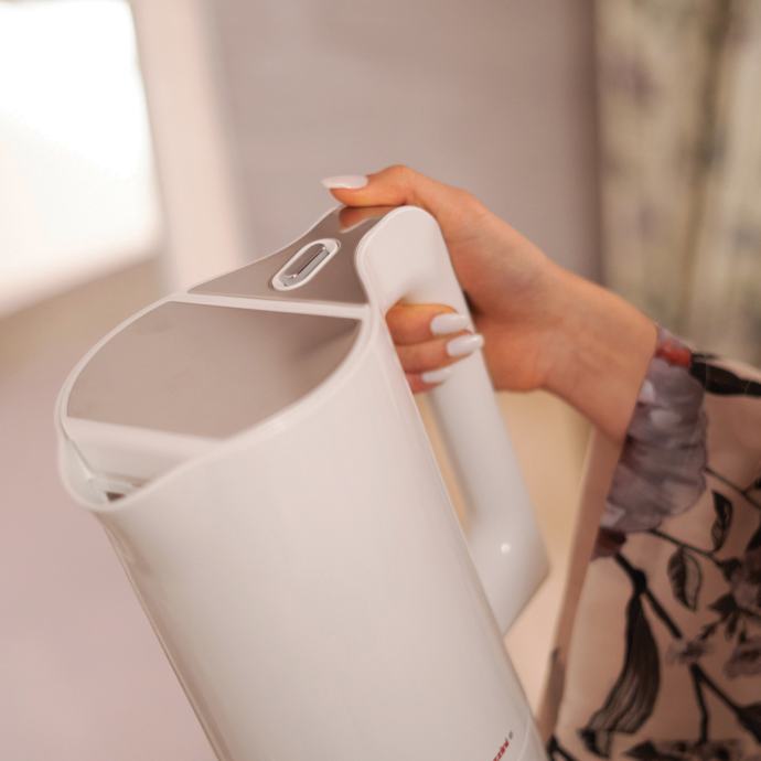 SHOWROOM PONUDA • Dizajnersko kuhalo za vodu — FRATELLI GUZZINI