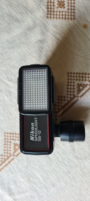 Nikon sb12 bljeskalica