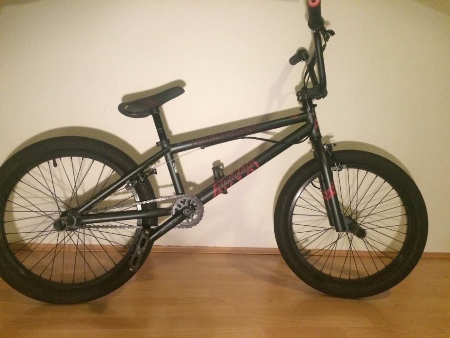 Eastern Nitrous Warhammer BMX bike