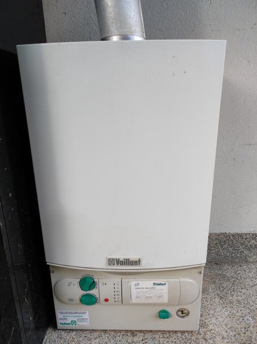 Plinski bojler za centralno grijanje i toplu vodu VUW SOE 180/2-3