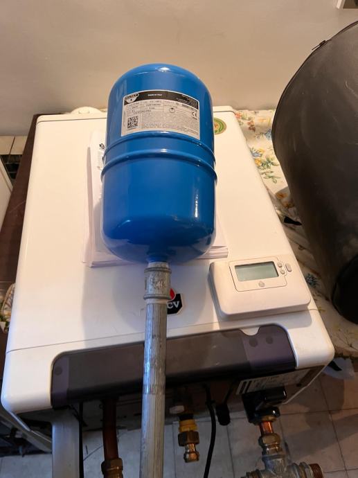 plinski kondenzacijski kotao ACV Kompakt HRE eco 18 i spremnik 50 l