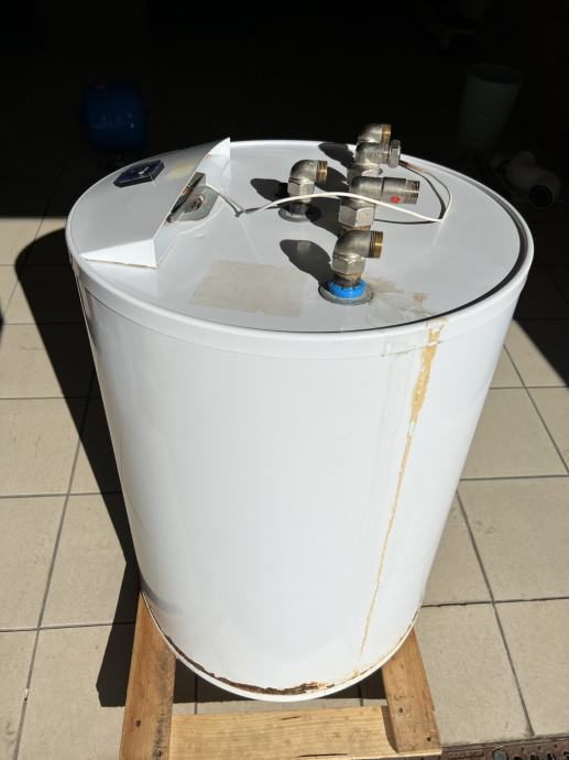 Vaillant VUW SOE 242/2-5 fasadni kombinirani plinski bojler 24 kW Vaillant VUW SOE 242/2-5 fasadni kombinirani plinski bojler 24 kW