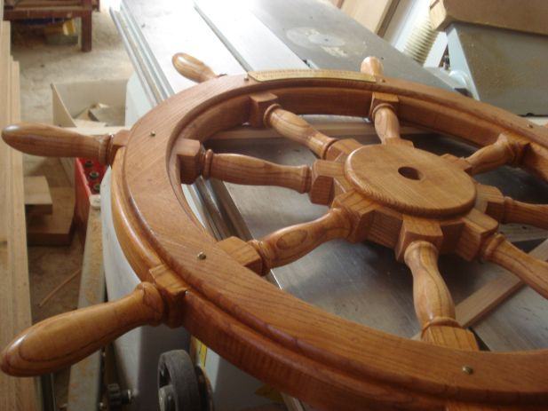 Drveno brodsko kormilo 105cm