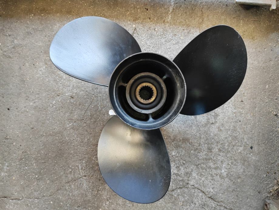 Propeler bravo 2 mercruiser