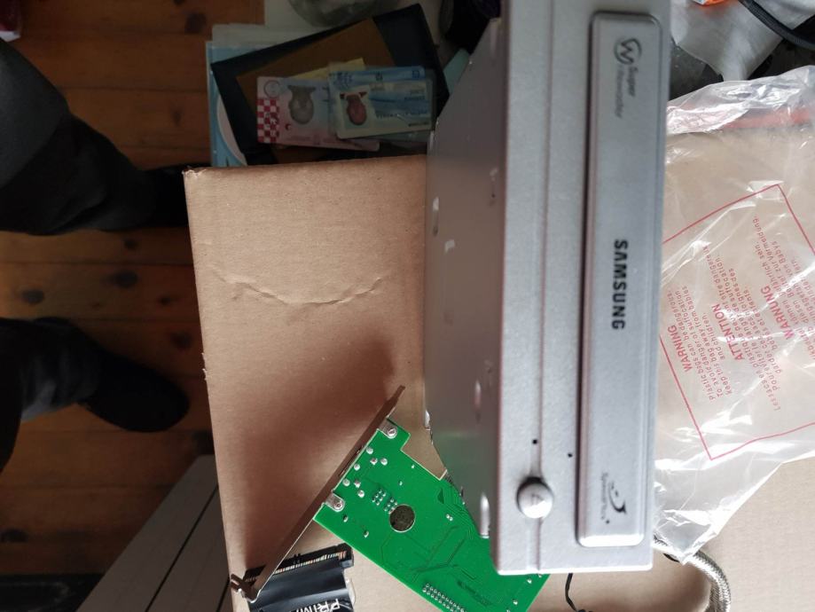 Samsung DVD-CD SH-S222 ČITAČ