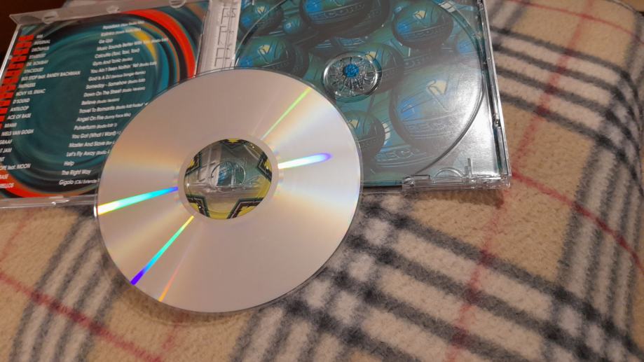 Absolute dance opus 22