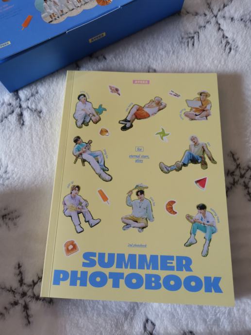ATEEZ - 2022 SUMMER PHOTOBOOK (Kpop)