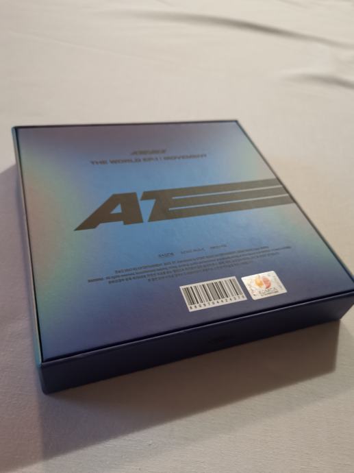 ATEEZ CD Album - The World EP.1: Movement (A Ver.) - NOVO