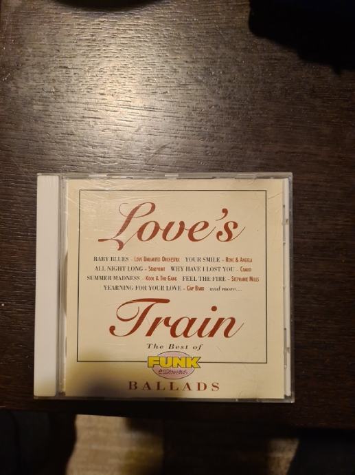 cd Loves train