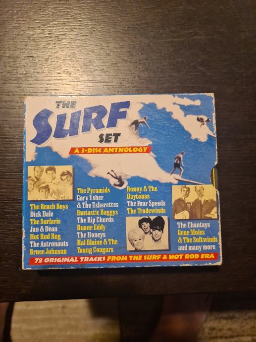 cd The surf set