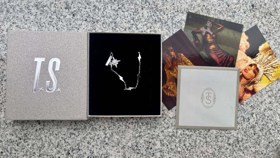 Taylor Swift - The Life of a Showgirl DELUXE BOX