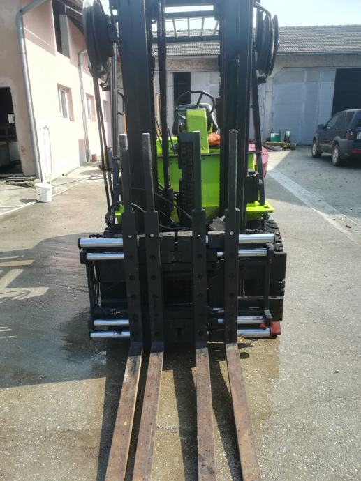 Clark GPX40 duple vilice, posmak, 5t