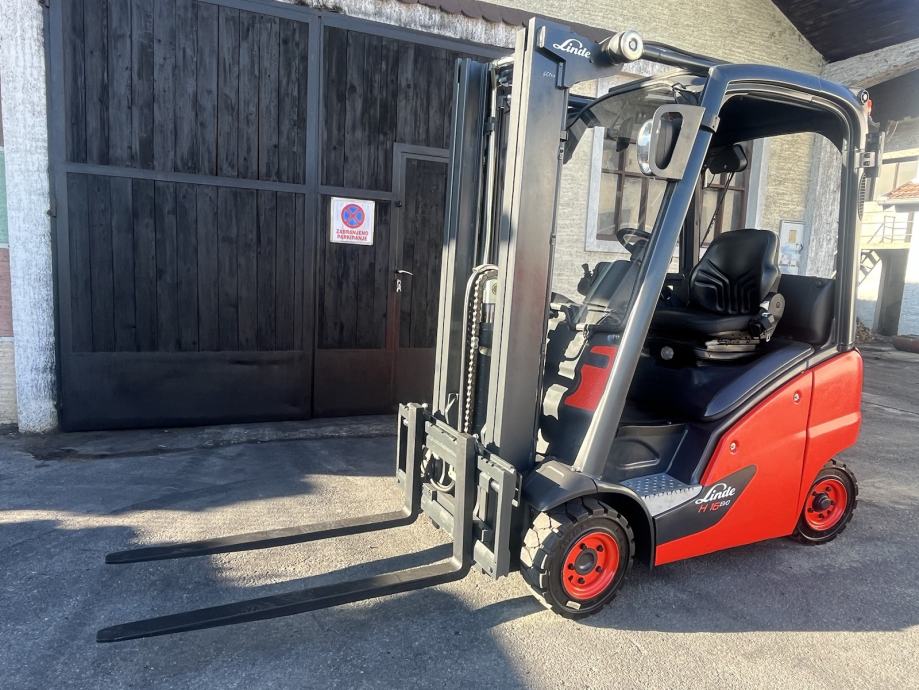 Linde H16T-01, 2010., triplex, veliki servis, nove gume, perfektan