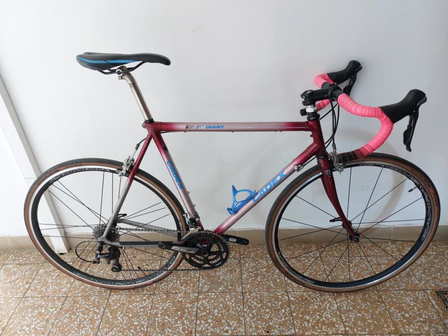 Cestovni bicikl GIANT CADEX ALR