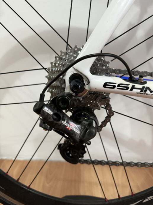 Pinarello F6