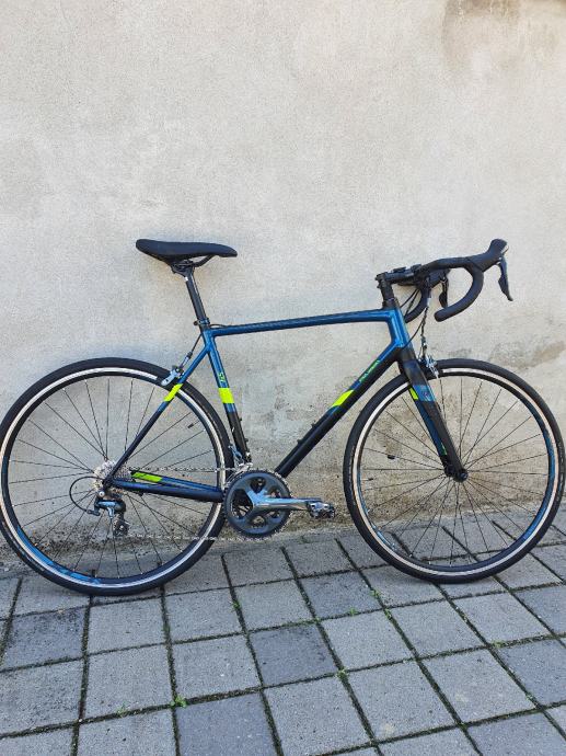 Polygon Strattos S4 2021 - cestovni bicikl