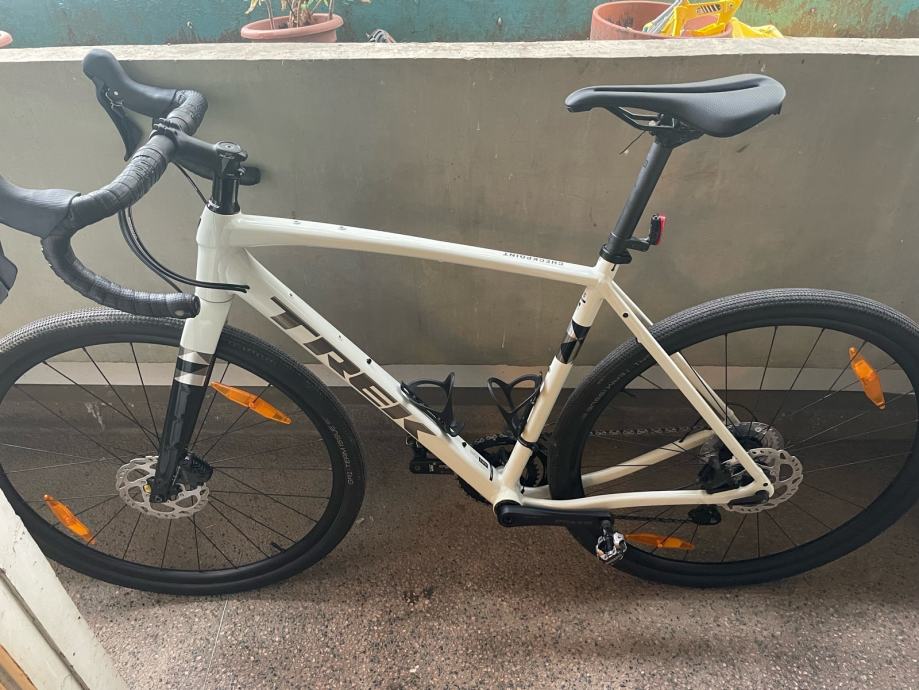 Trek Checkpoint ALR5 2023 - Odličan gravel bicikl!