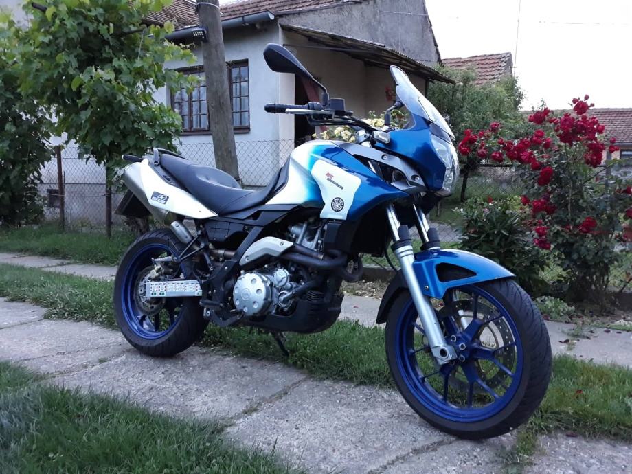 Aprilia Pegaso Strada 650 650 cm3, 2007 god.