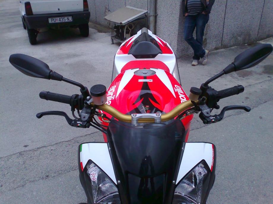 Aprilia tuono factory 1000 cm3 full akrapovic evo6, 2007 god.