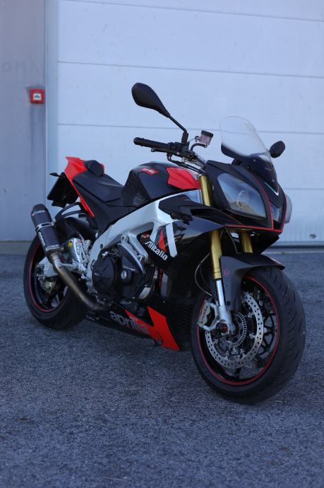 Aprilia Tuono V4 R APRC 1000 cm3, 2012 god.
