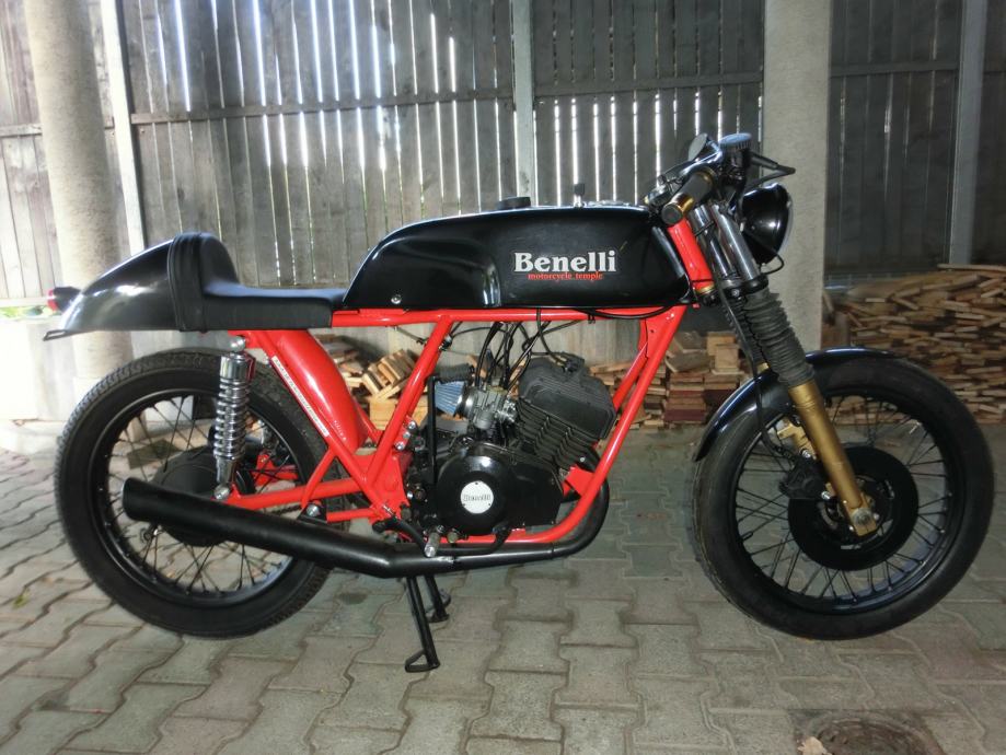 Benelli 2C 250 ccm Cafe Racer 250 cm3 Zamjena, 1976 god.
