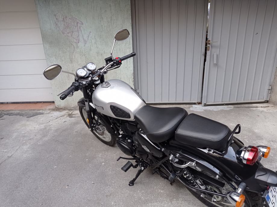 Benelli Imperiale 400 - Prilika! Novo! 380 cm3, 2023 god.