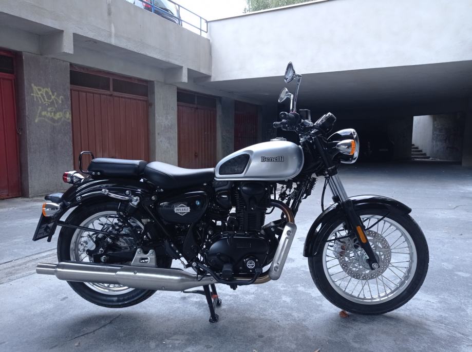 Benelli Imperiale 400 - Prilika! Novo! 380 cm3, 2023 god.