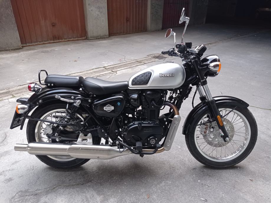 Benelli Imperiale 400 - Prilika! Novo! 380 cm3, 2023 god.