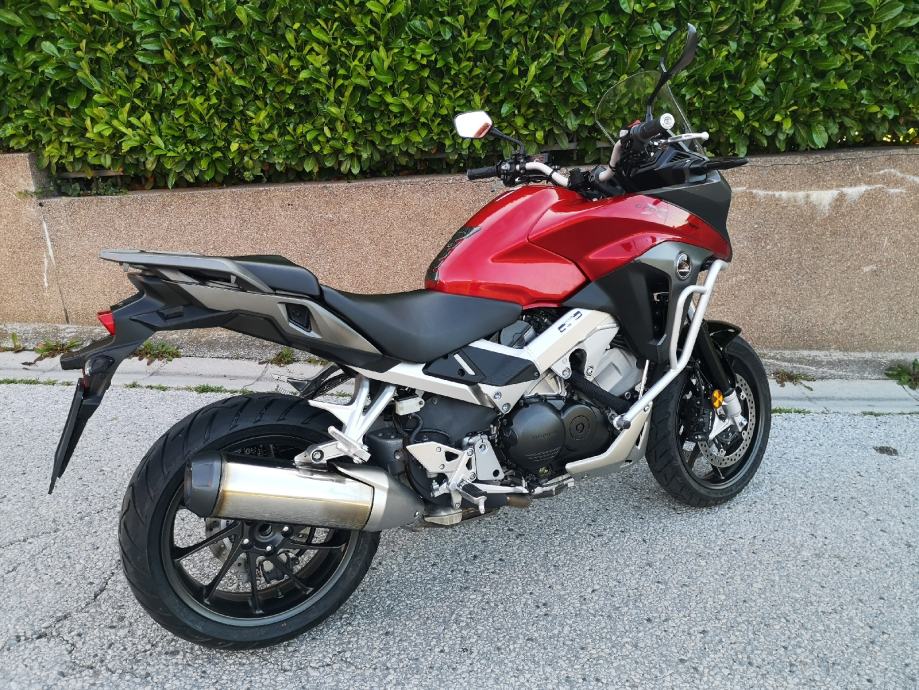 Honda Vfr800x Vrf 800 x Crossrunner, 2016 god.