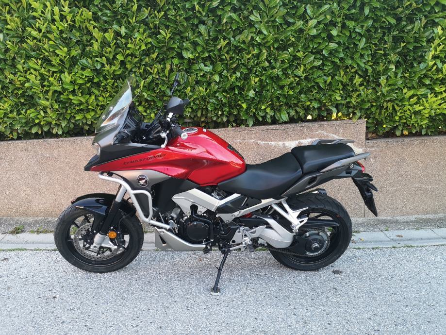 Honda Vfr800x Vrf 800 x Crossrunner, 2016 god.
