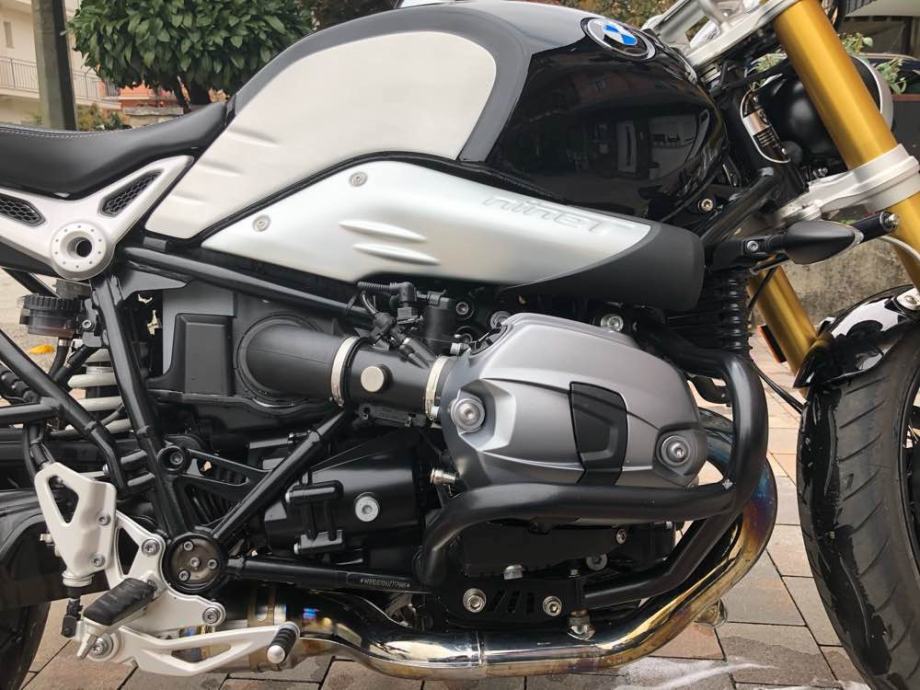 BMW R nine T / R9T 1200 cm3 - hitno, 2018 god.