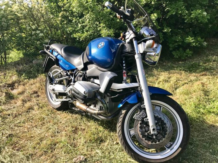 BMW R1100R izvrsno stanje, 3 kofera, garažiran, 2000 god.