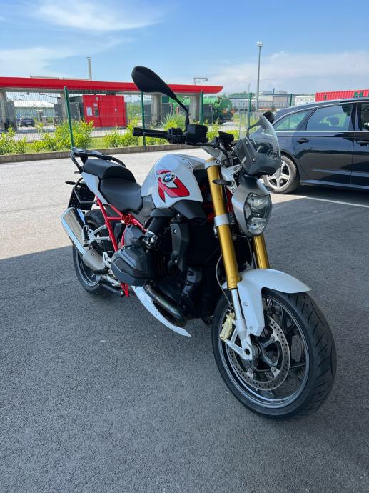 BMW R1200R LC 1170 cm3, 2016 god.