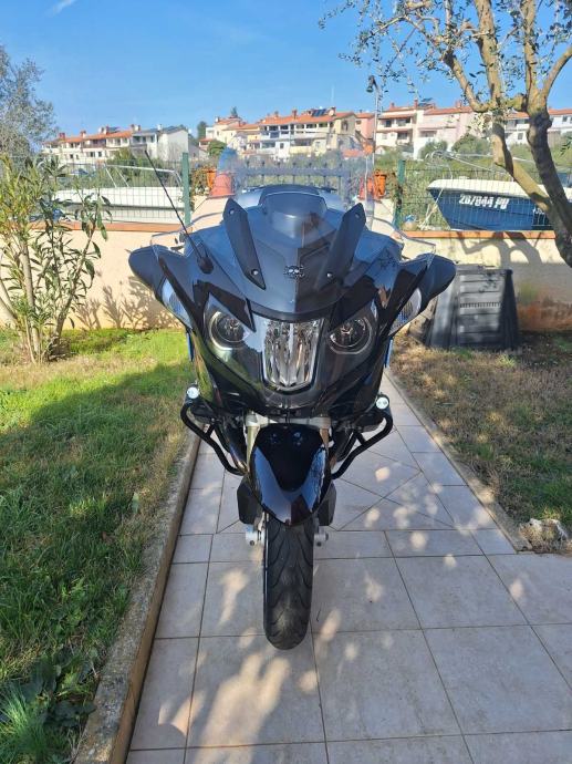 BMW R1200RT, nova registracija do 8/2025, izuzetno očuvan motor, 2015 god.