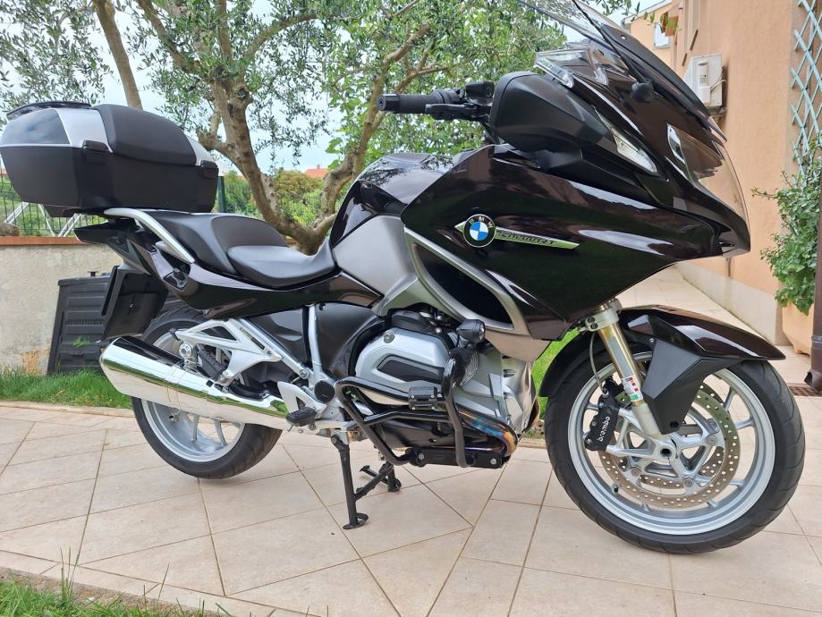 BMW R1200RT, nova registracija do 8/2025, izuzetno očuvan motor, 2015 god.