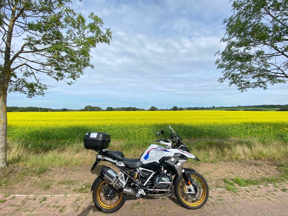 BMW R1250GS 1254 cm3, 2021 god.