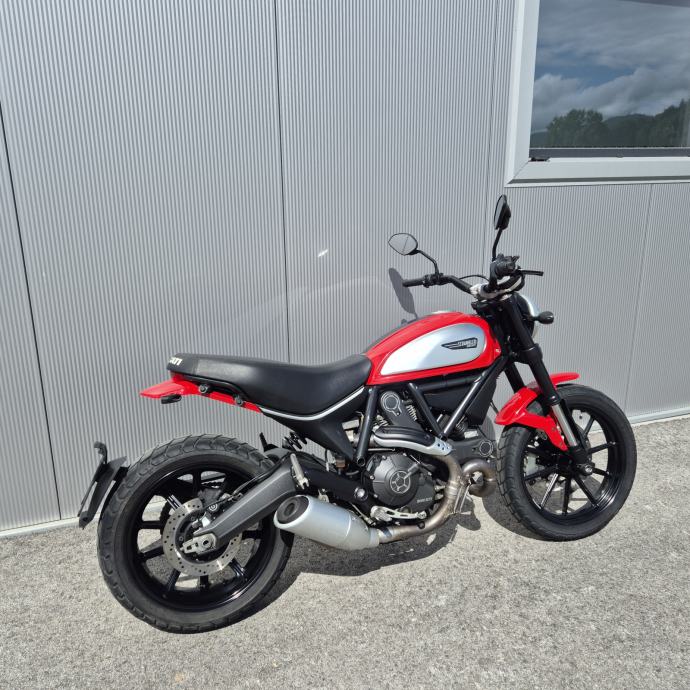 Ducati SCRAMBLER 800 ICON 54 cm3, 2016 god.