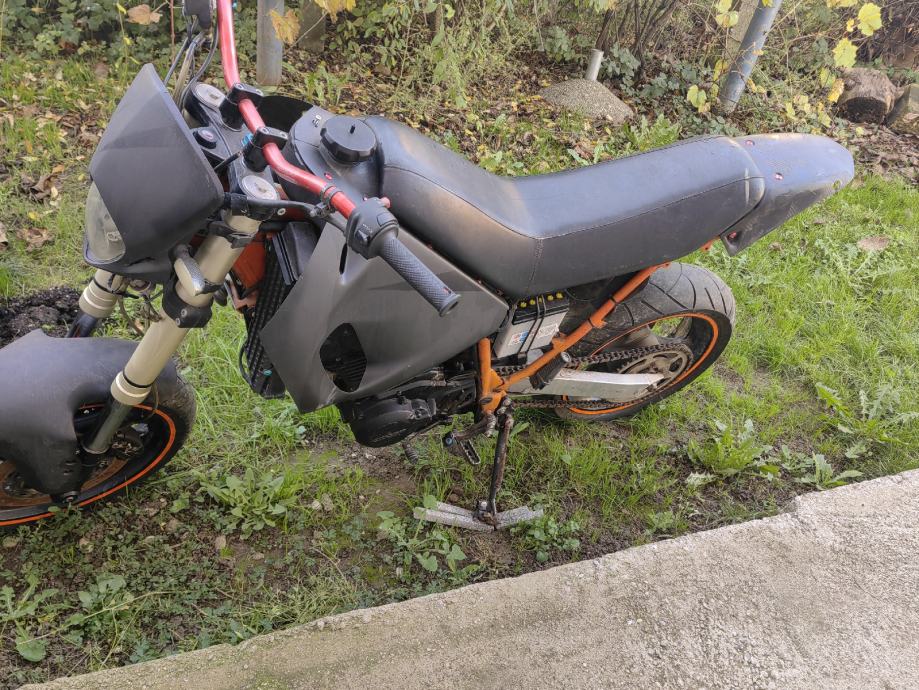 Gilera Gilera 650 super moto 650 cm3, 2009 god.