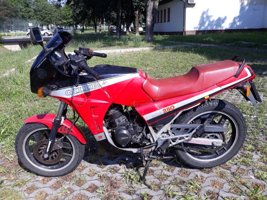 Gilera RV 250 NGR - 250 cm3, 1987 god.