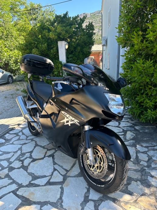 Honda 1100 Xx 1100 cm3, 2000 god.